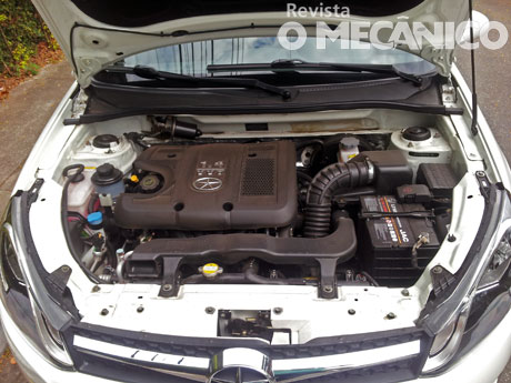 Motor dos JAC J2 e J3 tem raízes europeias - Revista O Mecânico