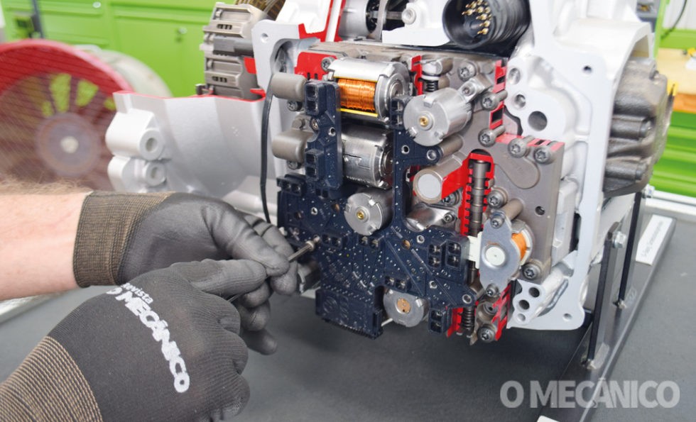 Funcionamento e estratégias do câmbio Volkswagen DSG DQ25