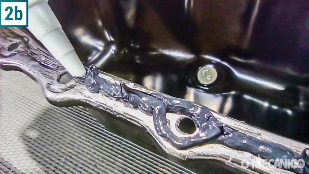 Forma correta de aplicar junta líquida no motor - Revista O Mecânico