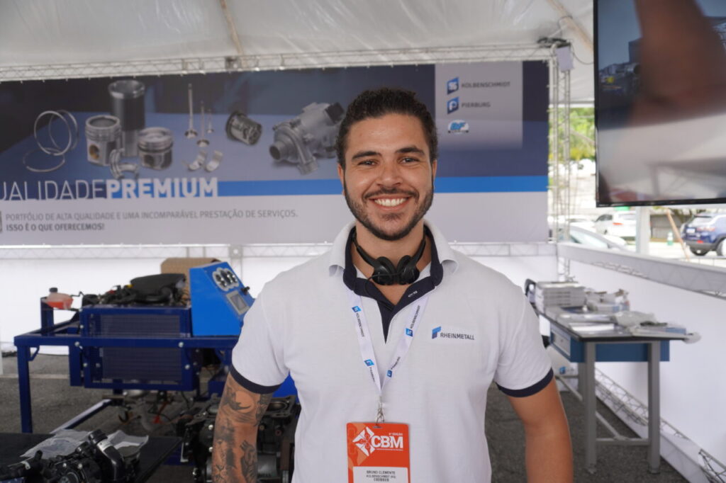 Kolbenschmidt KS mostrou montagem de componentes do motor no 6CBM 2023 ...